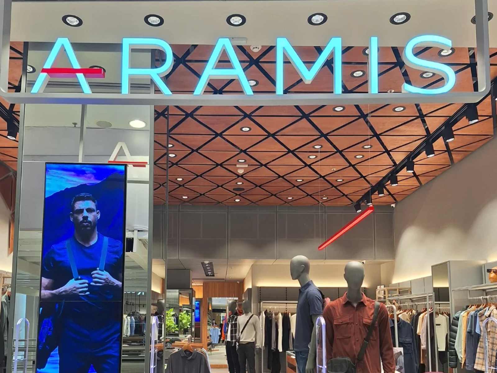 Dicas e Novidades | ParkShoppingBarigüí - Aramis reinaugura loja no ParkShoppingBarigüi!
