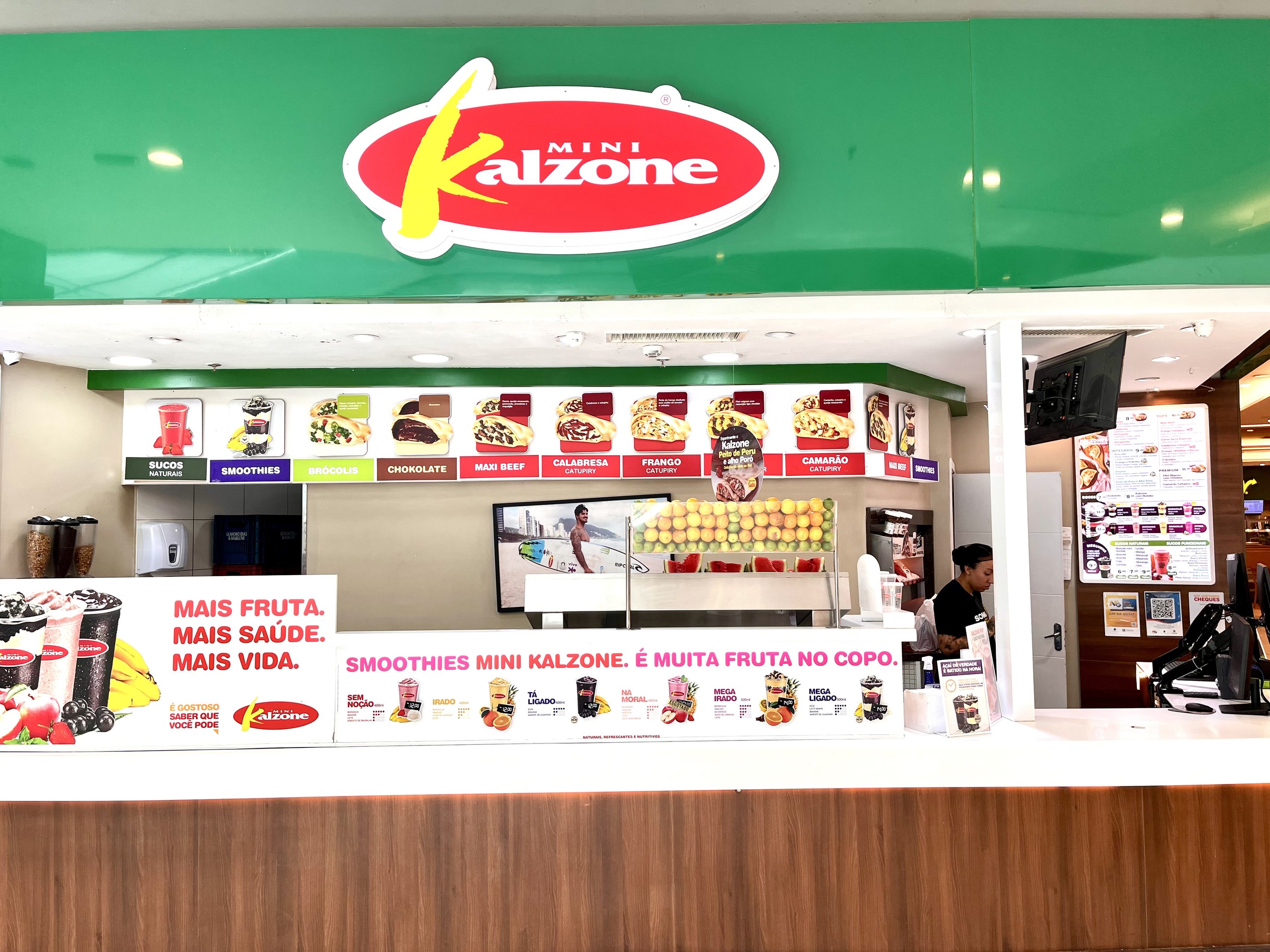 Aproveite o melhor da gastronia no Barra Shopping Sul! - MINI KALZONE