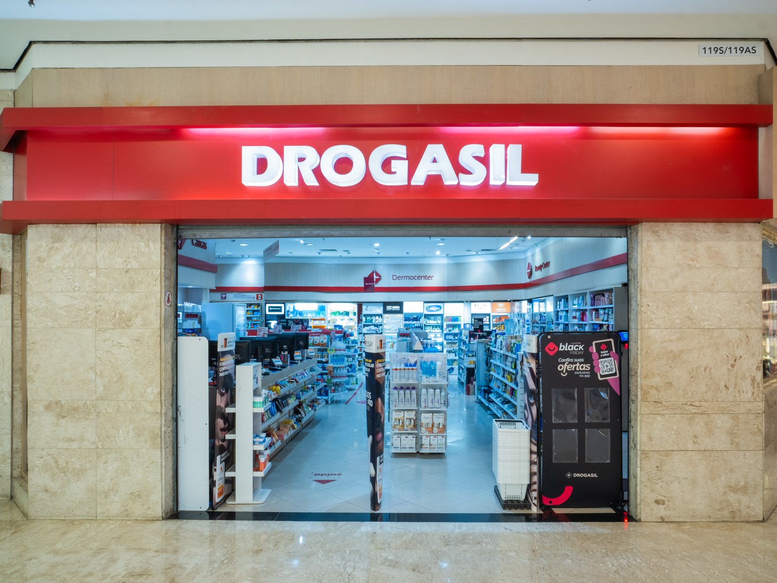 Conheça as Lojas do MorumbiShopping - DROGASIL