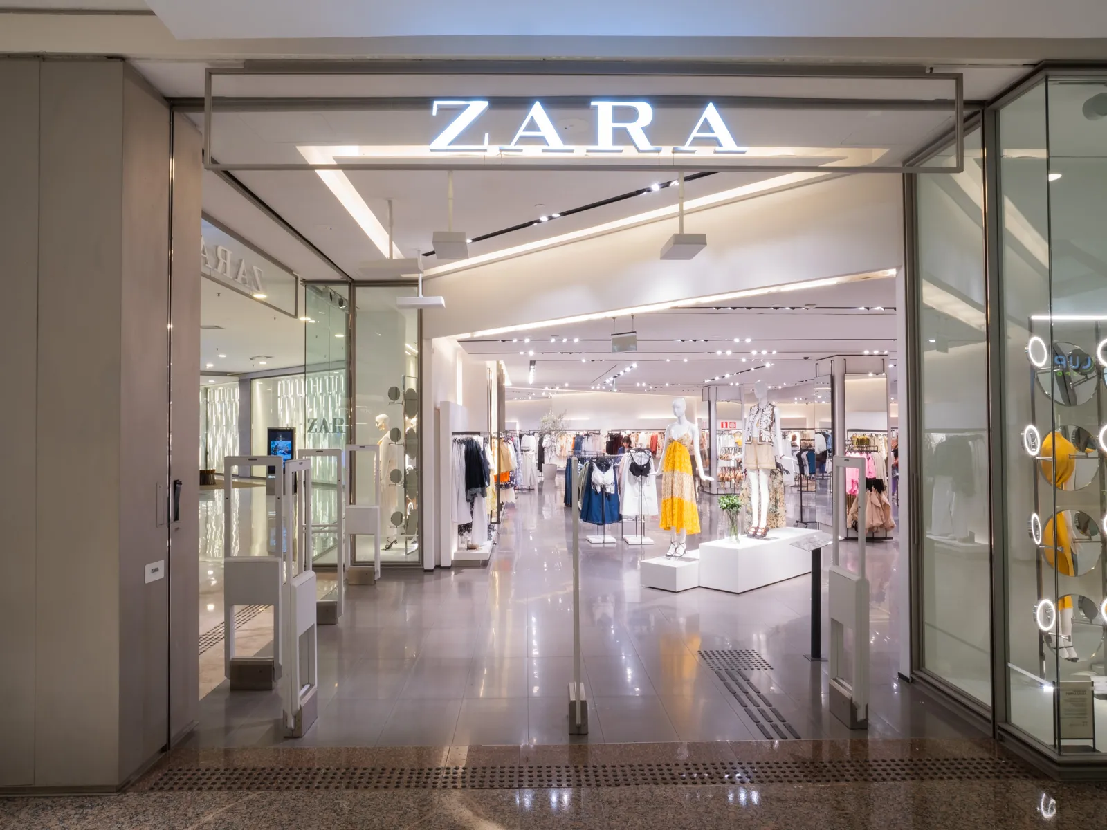 Conheça as Lojas do MorumbiShopping - ZARA