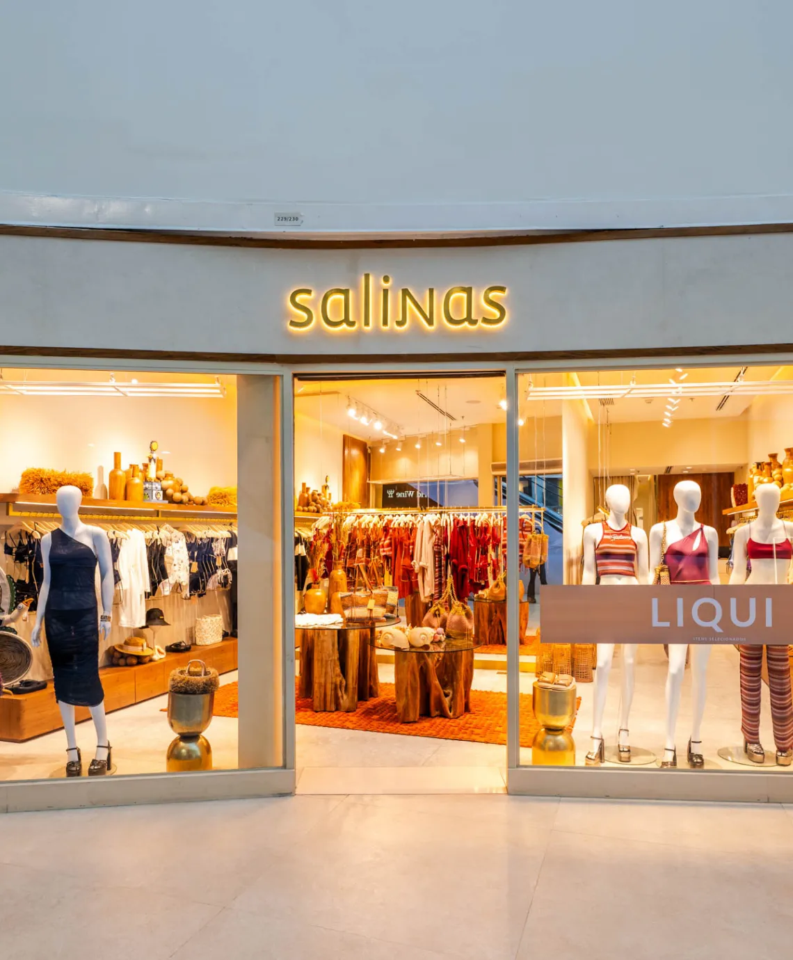 Lojas Exclusivas | Explore as Marcas no Pátio Savassi - SALINAS